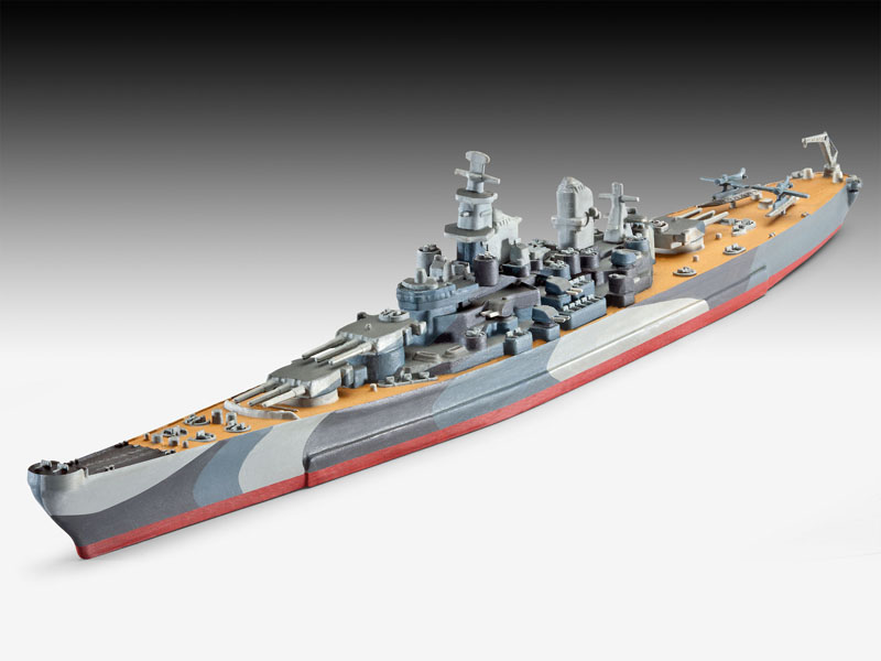 Revell 1/1200 Battleship USS Missouri (WWII) Model Set 65128