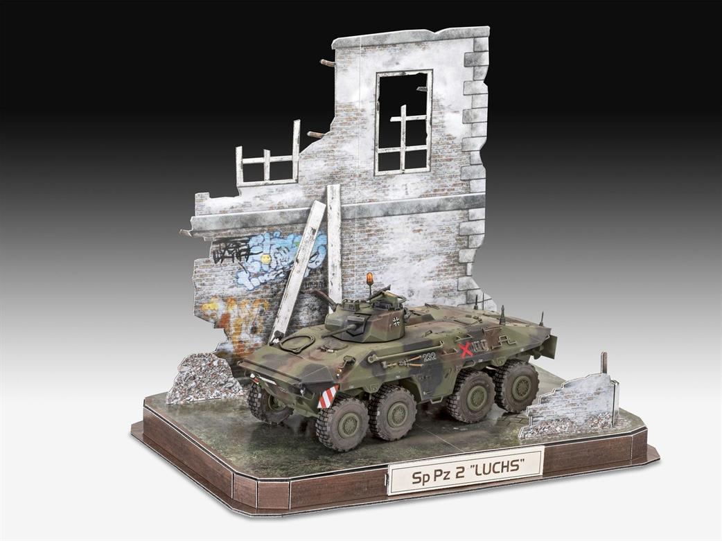 Revell 1/35 03321 SpPz2 Luches Tank Kit & 3D Puzzle Diorama