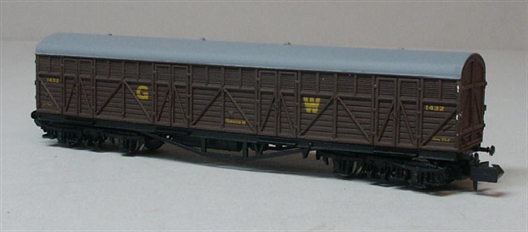 Dapol N 2F-023-016 GWR Siphon H Bogie Milk & Parcels Van with End Doors Weathered